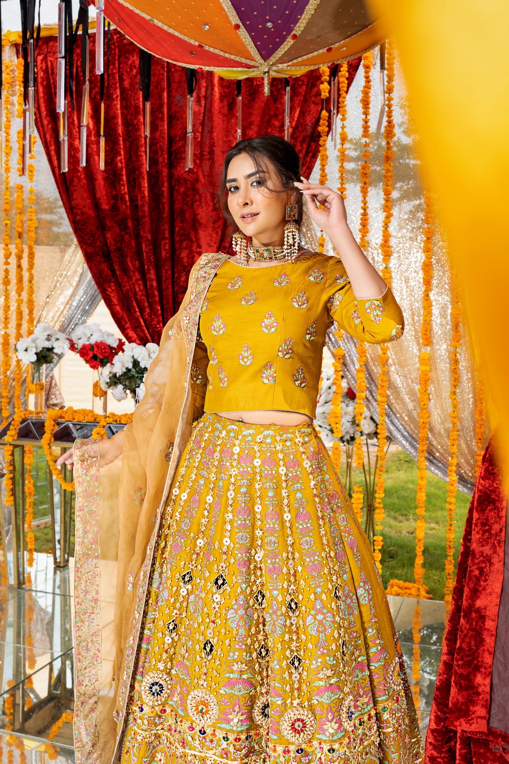 Radiant Elegance by Shoaib Ismail – Shoaib Ismail